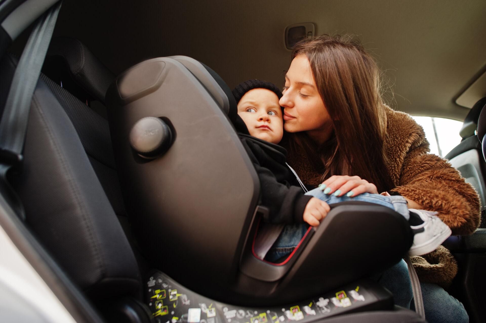 Jak vybrat autosedačku – pro miminko i větší dítě - Puntanela.cz